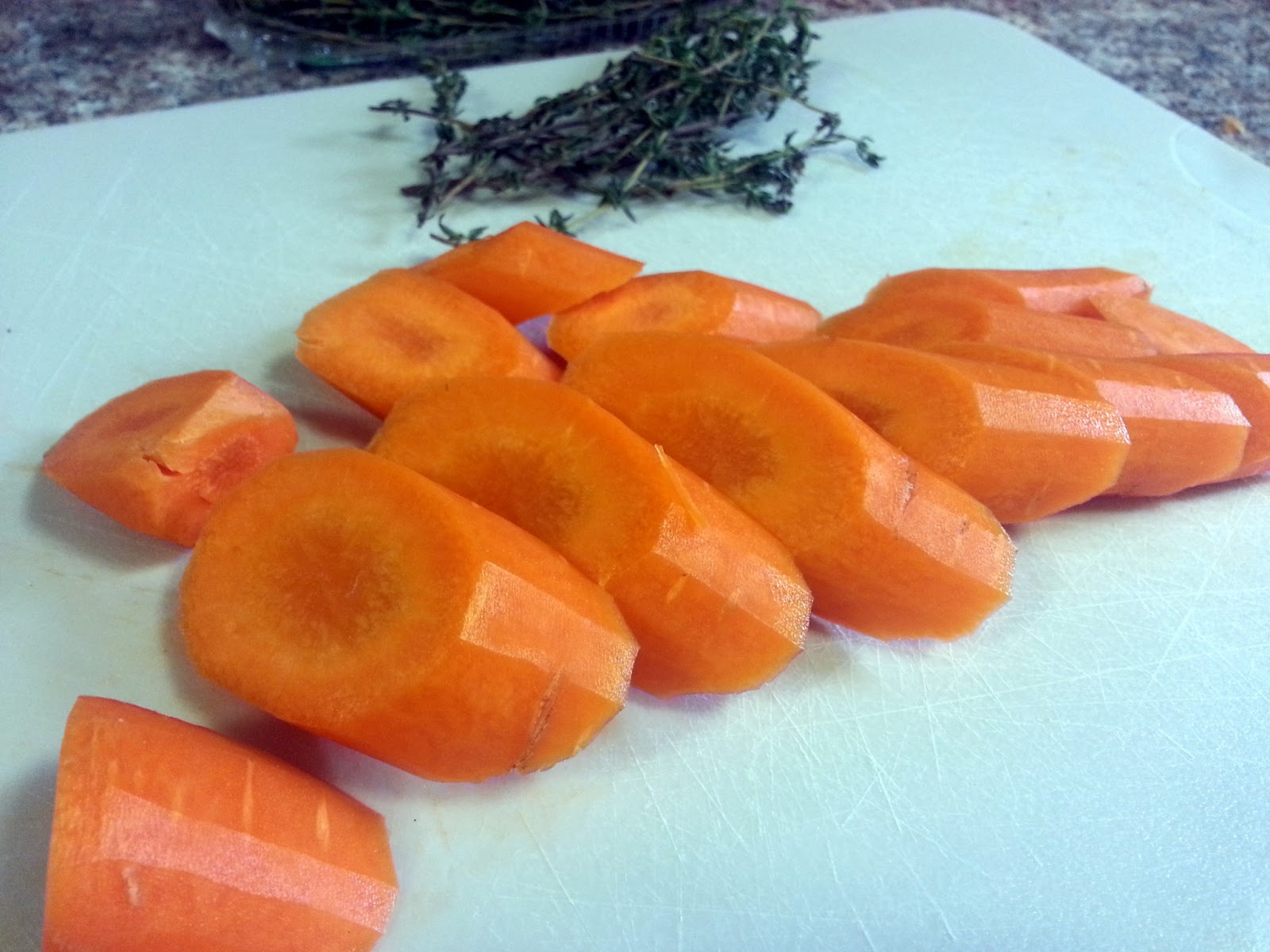 Make-Meals Mama: Roasted Carrots with Thyme