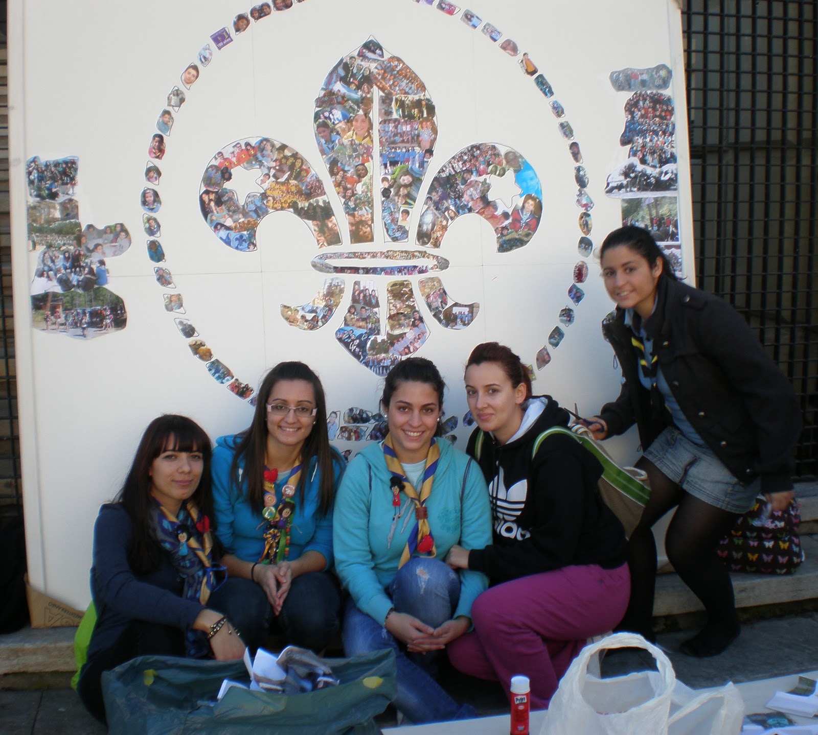 AMIGOS DE LOS SCOUTS REGIÓN DE MURCIA: MANIFIESTO 100 AÑOS DE ...