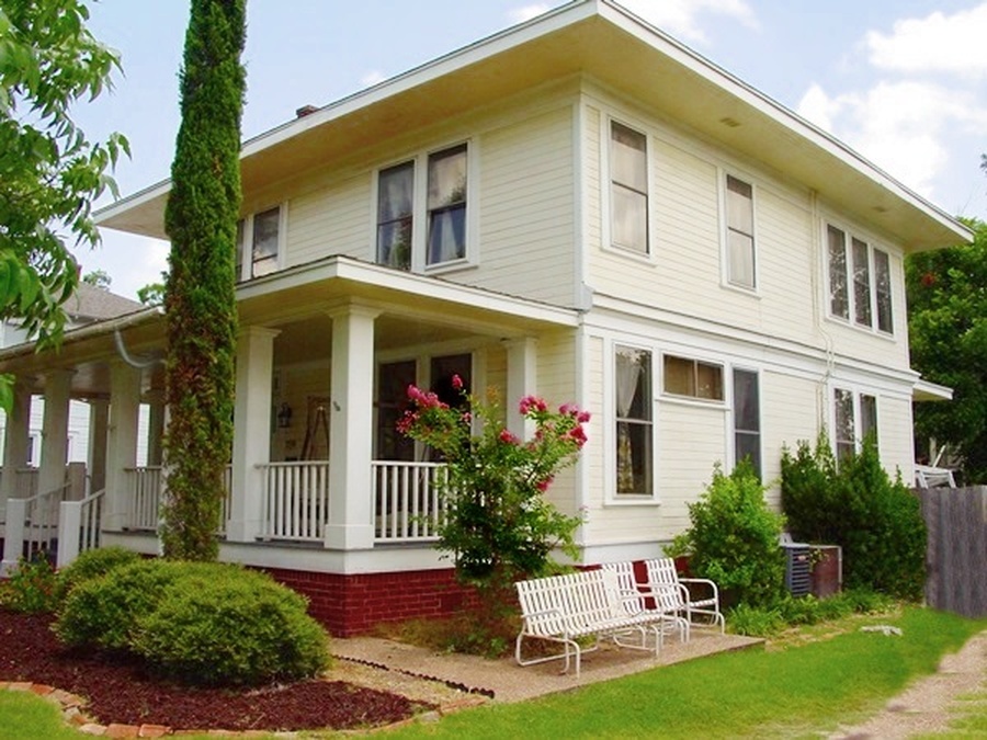 8 Waco Homes That "Fixer Upper" Should Totally Take On ~ Crackerjack23