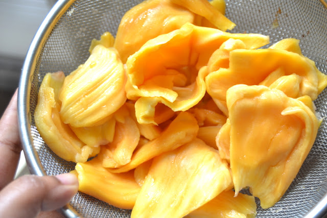 Jack Fruit Ada | Chakka Ela Ada | Steamed Jack Fruit Rice Dumplings ...