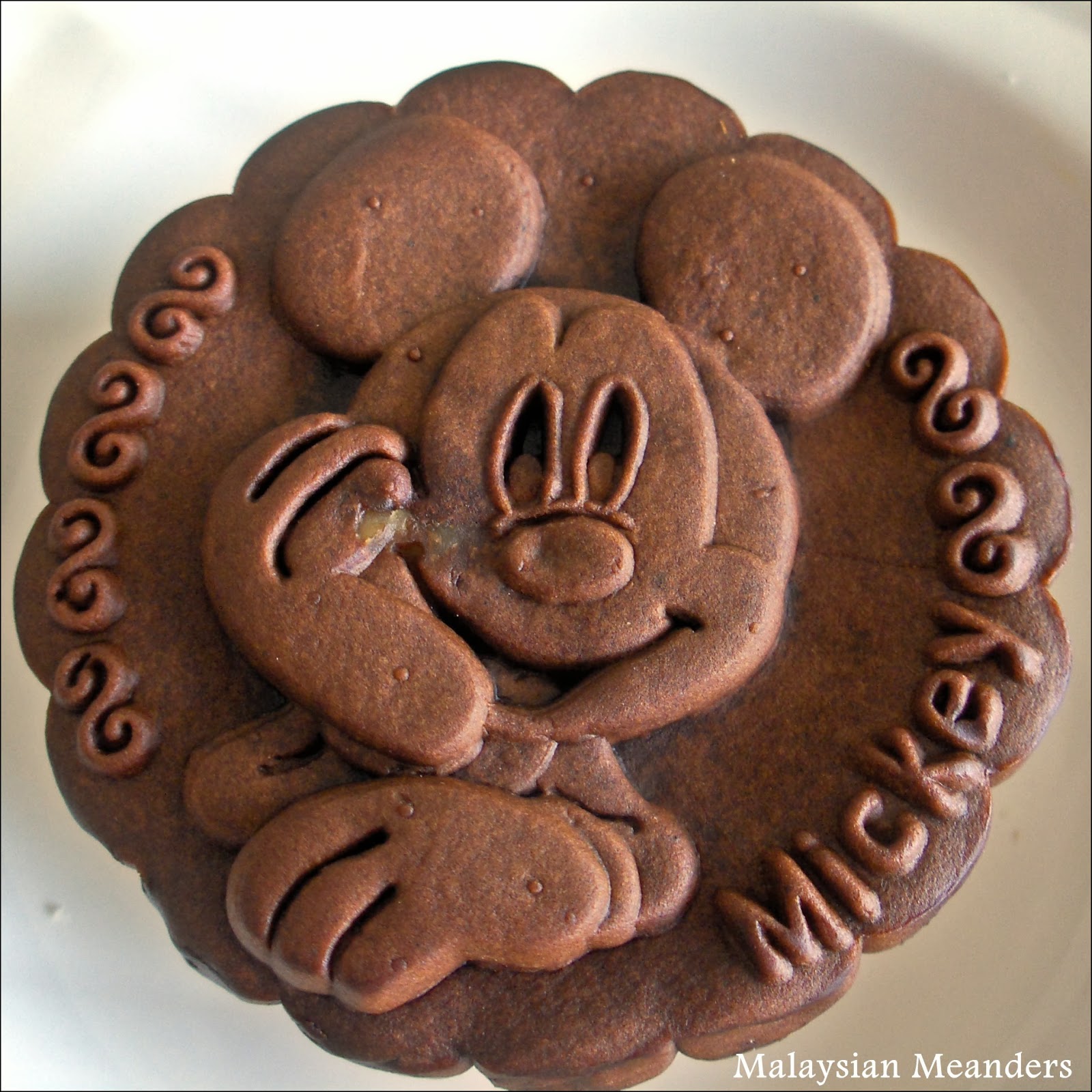 Malaysian Meanders: Glowing Lanterns, Tasty Mooncakes, and the Mid ...