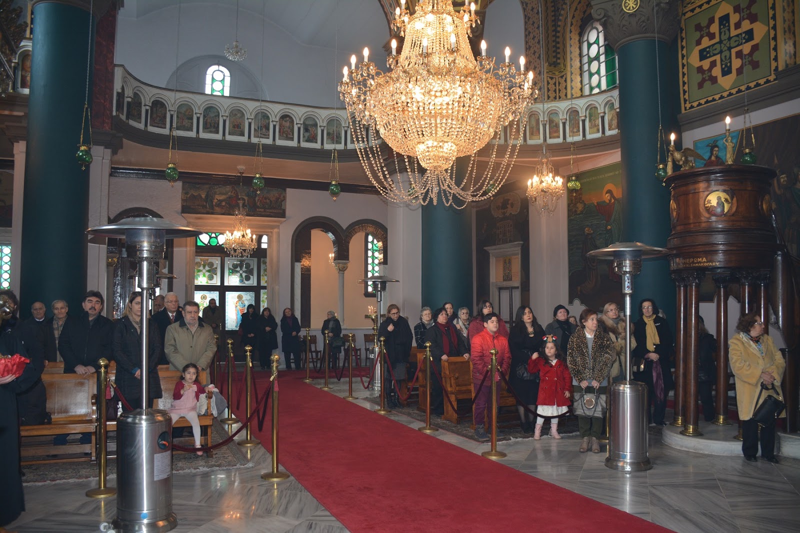 ΦΩΣ ΦΑΝΑΡΙΟΥ: ΤΑ ΟΝΟΜΑΣΤΗΡΙΑ ΤΟΥ ΜΗΤΡΟΠΟΛΙΤΟΥ ΣΗΛΥΒΡΙΑΣ ΜΑΞΙΜΟΥ (ΦΩΤΟ)