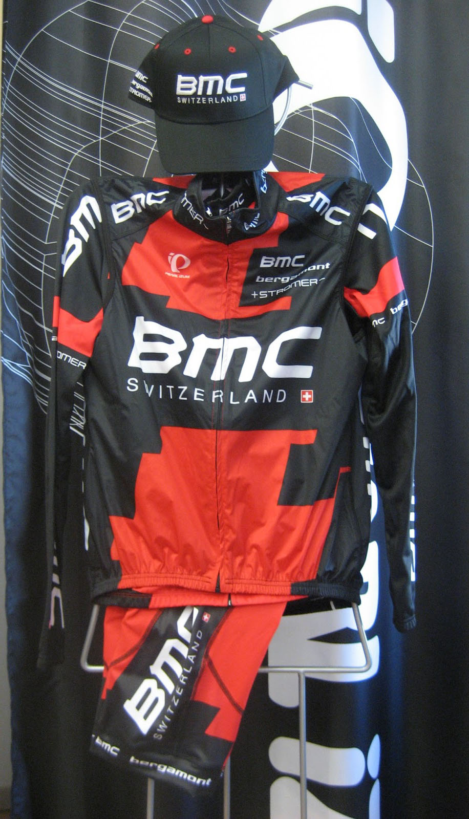 Velodis Tain: Nouveauté : Tenue BMC Réplica team