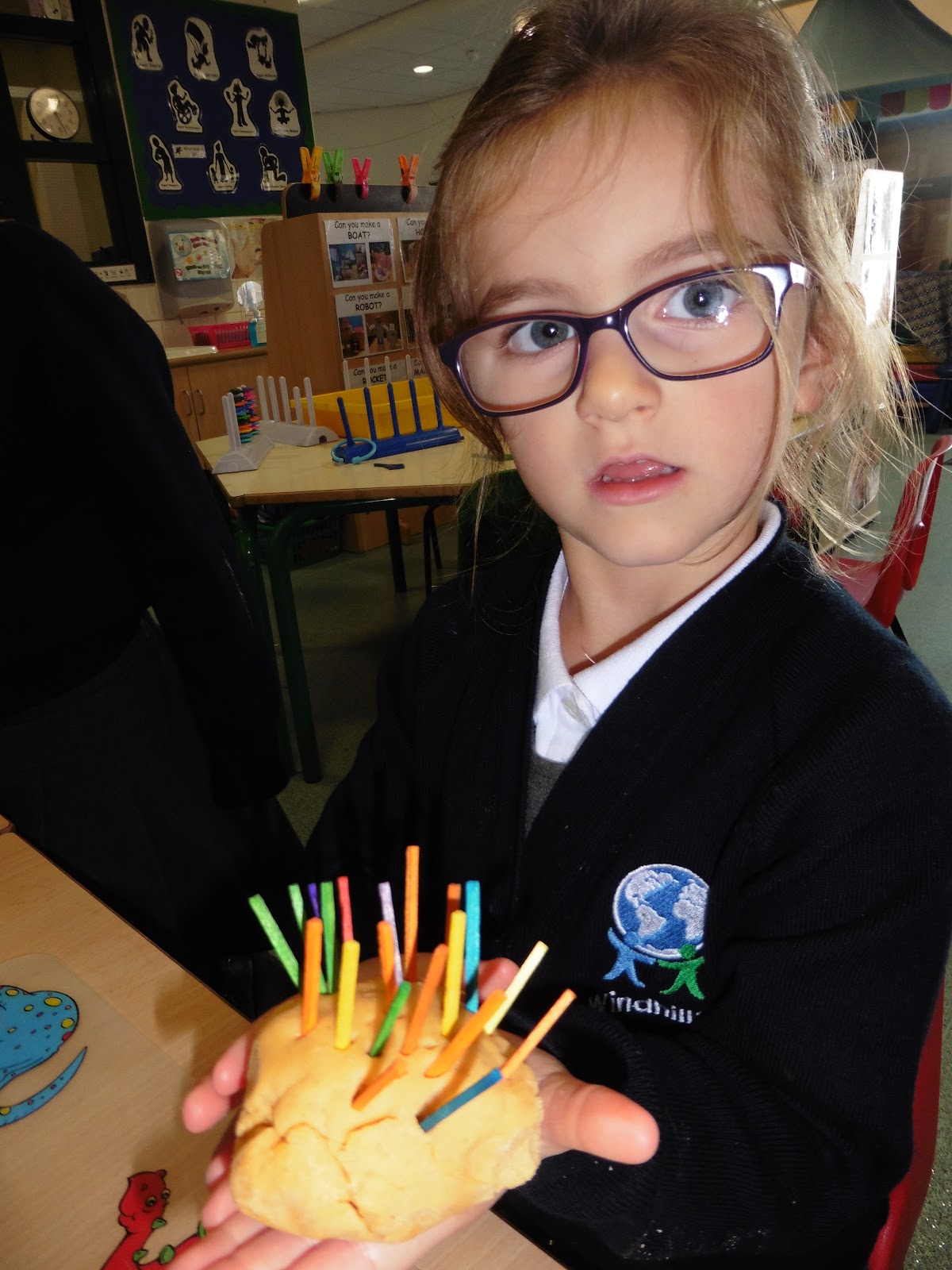 Windhill21: Harvest, Autumn and Playdough Hedgehogs!