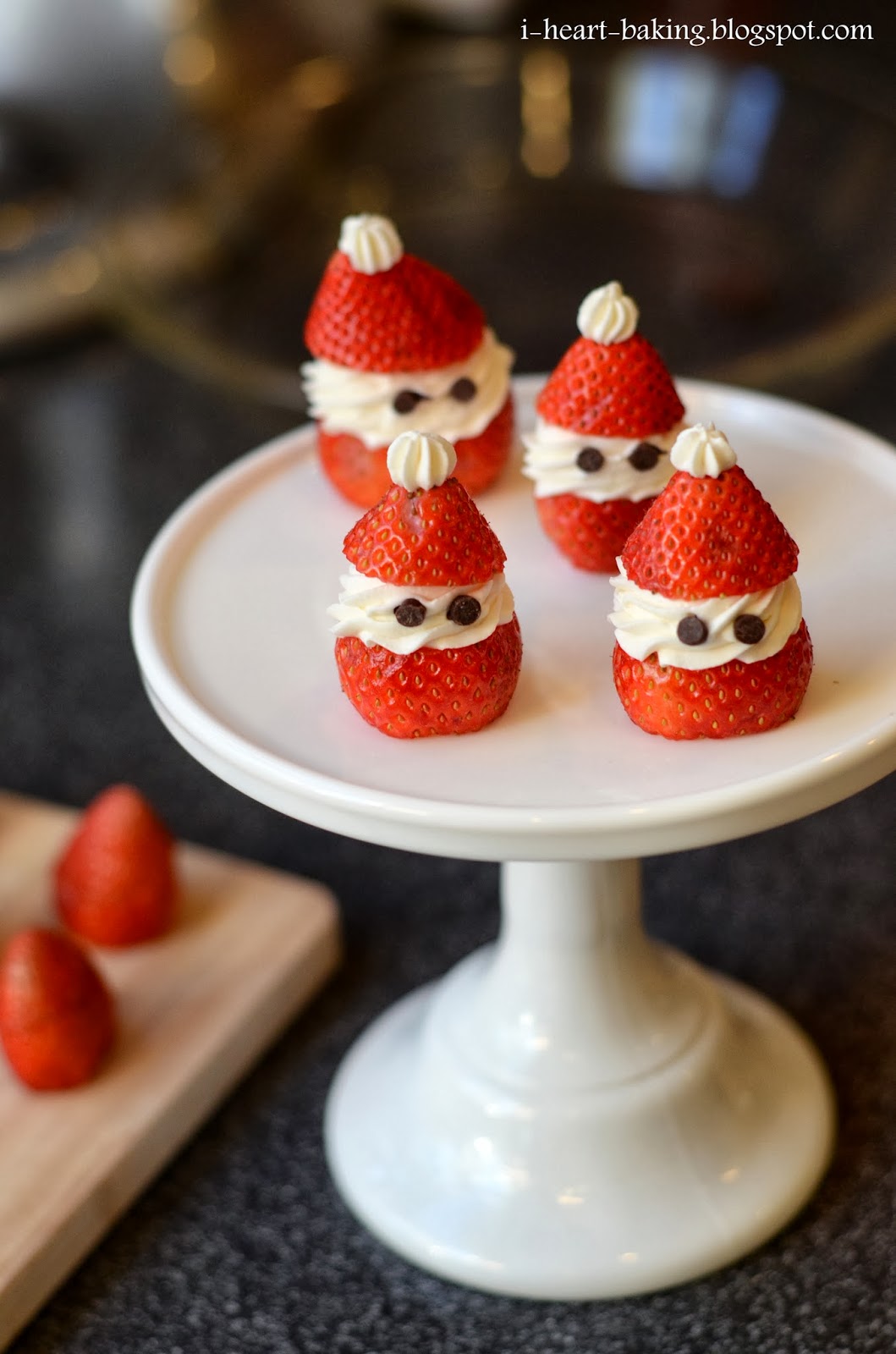 i heart baking!: strawberry santas