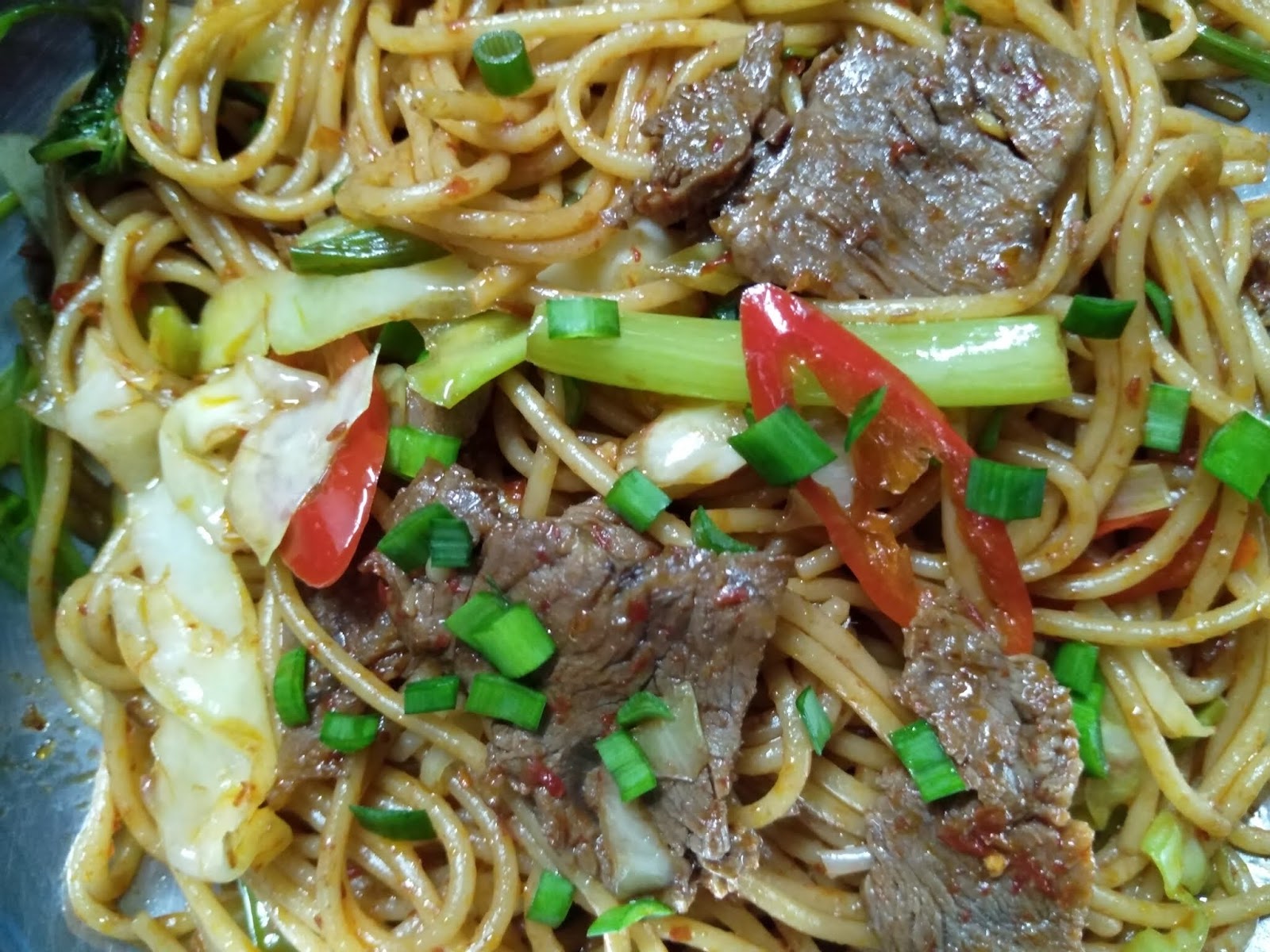 namakucella: SPAGHETTI GORENG ALA MEE GORENG