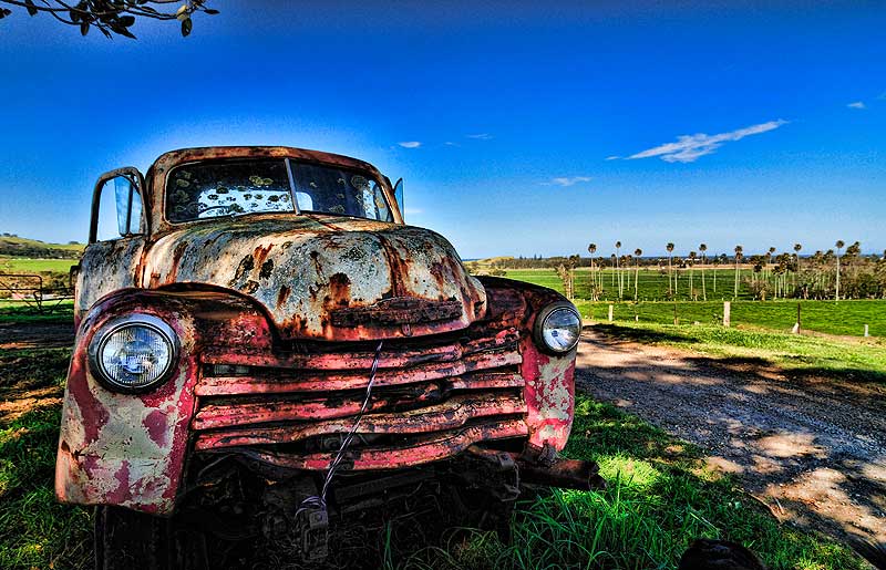 Matrixing World: Decrepit car