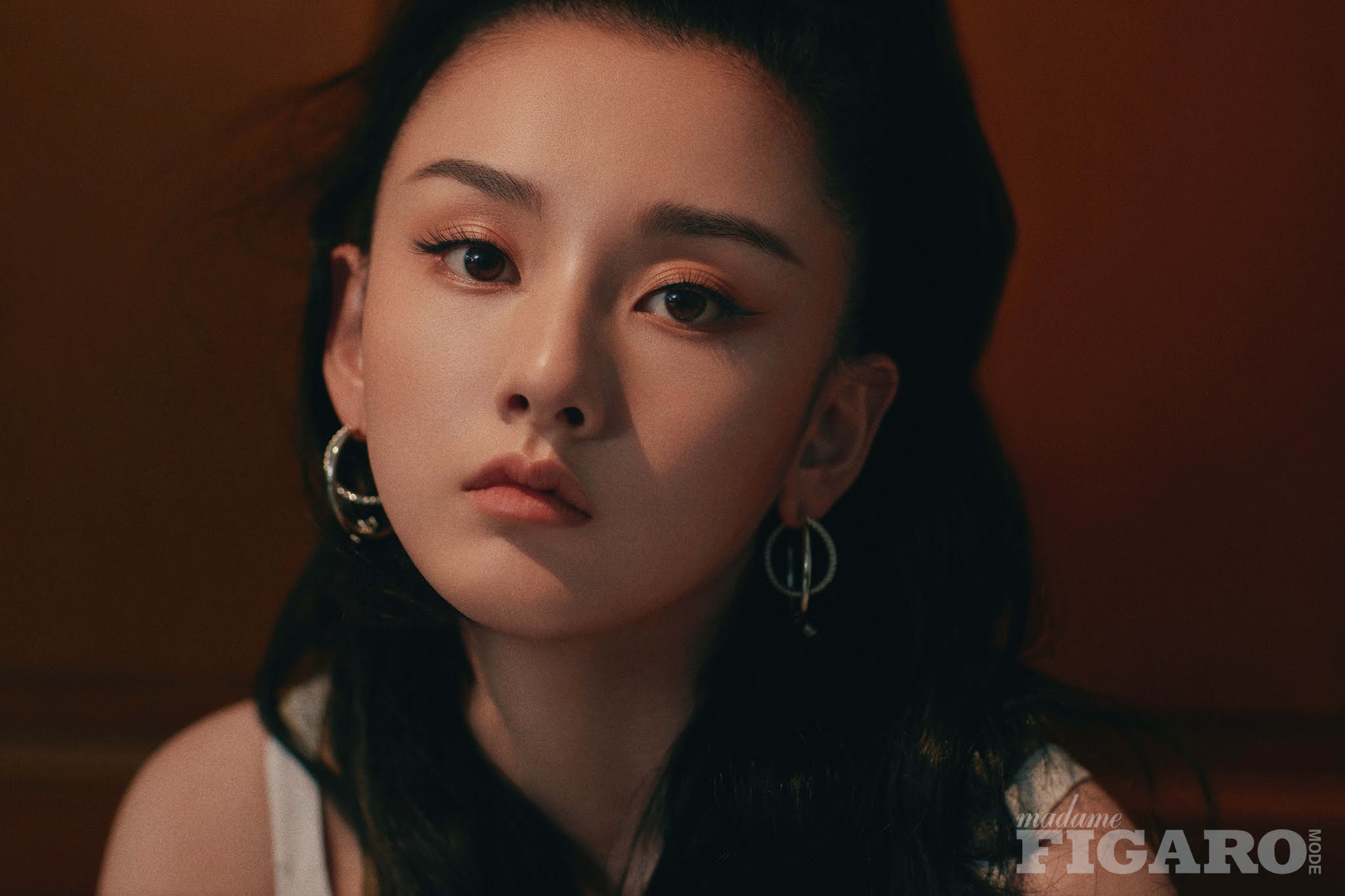 China Entertainment News: Song Zuer poses for photo shoot