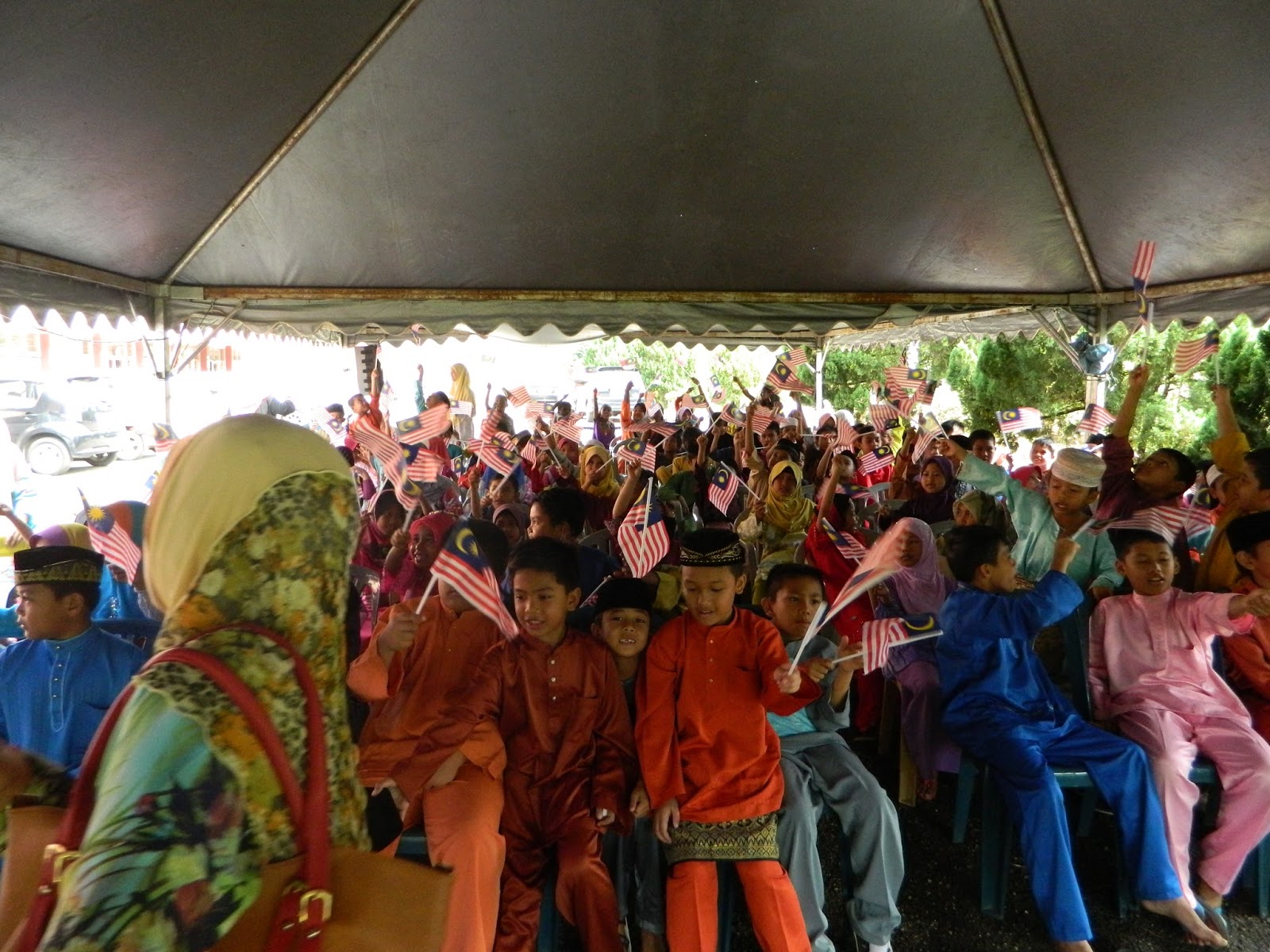 SEKOLAH KEBANGSAAN LEMBAH JABOR: MERDEKA RAYA SK LEMBAH JABOR 2013