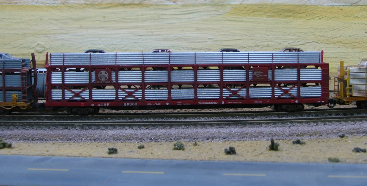 Needles Division Santa Fe RR N Scale: 1981 N Scale Auto Rack led by ...
