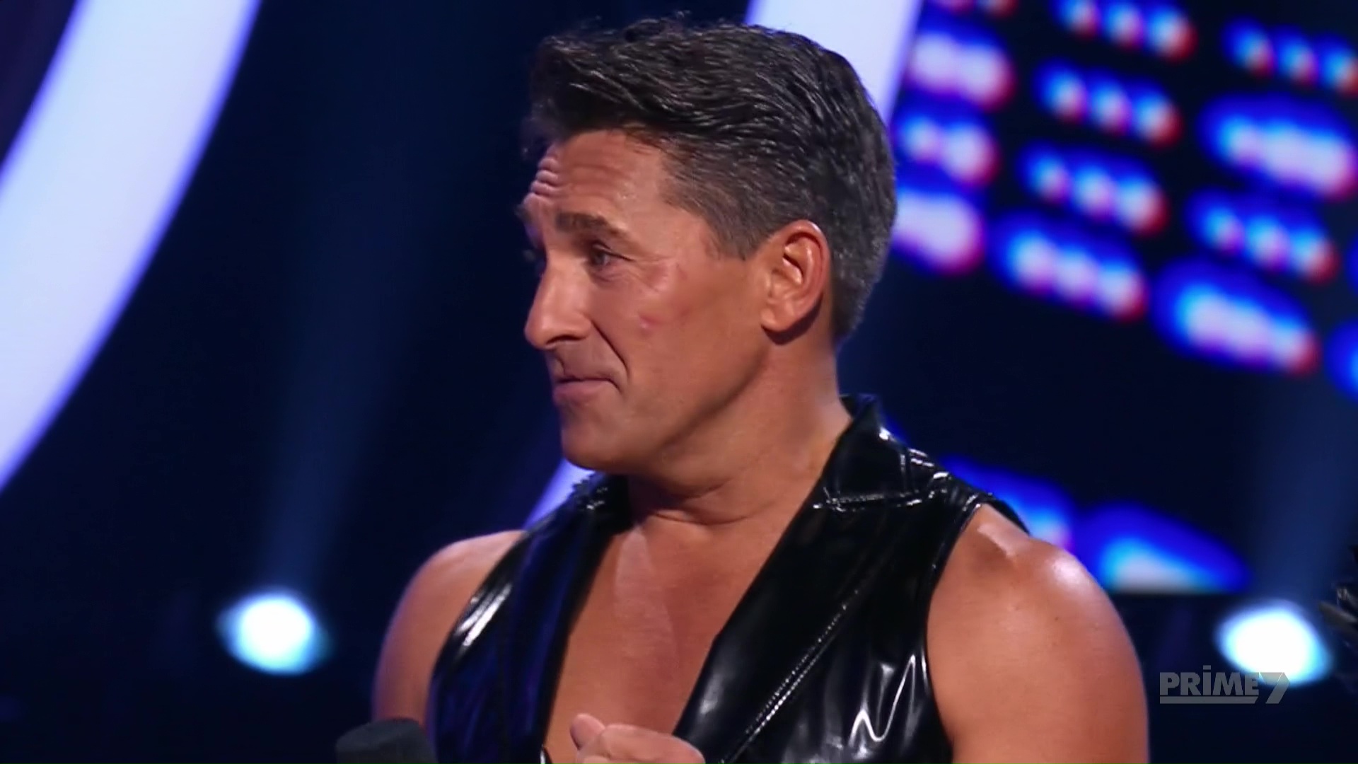 ausCAPS: Jamie Durie shirtless in Dancing With The Stars: All Stars