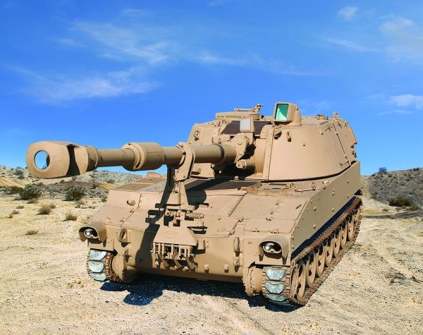 Defensa y Armas: EEUU dona 60 obuses SPG 155mm M109A5 a Brasil