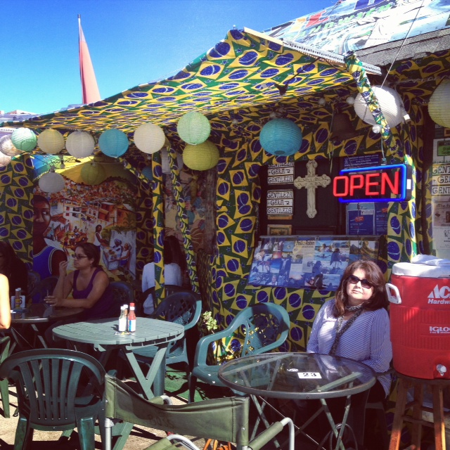 Braz-erkely: Brazil Cafe - Girls on Food