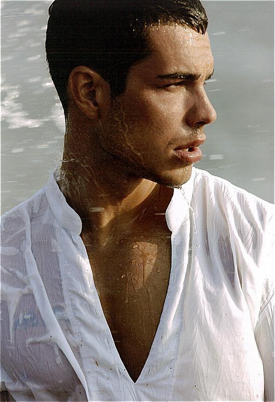 L'Homme du Jour: PETAR PEROVIC