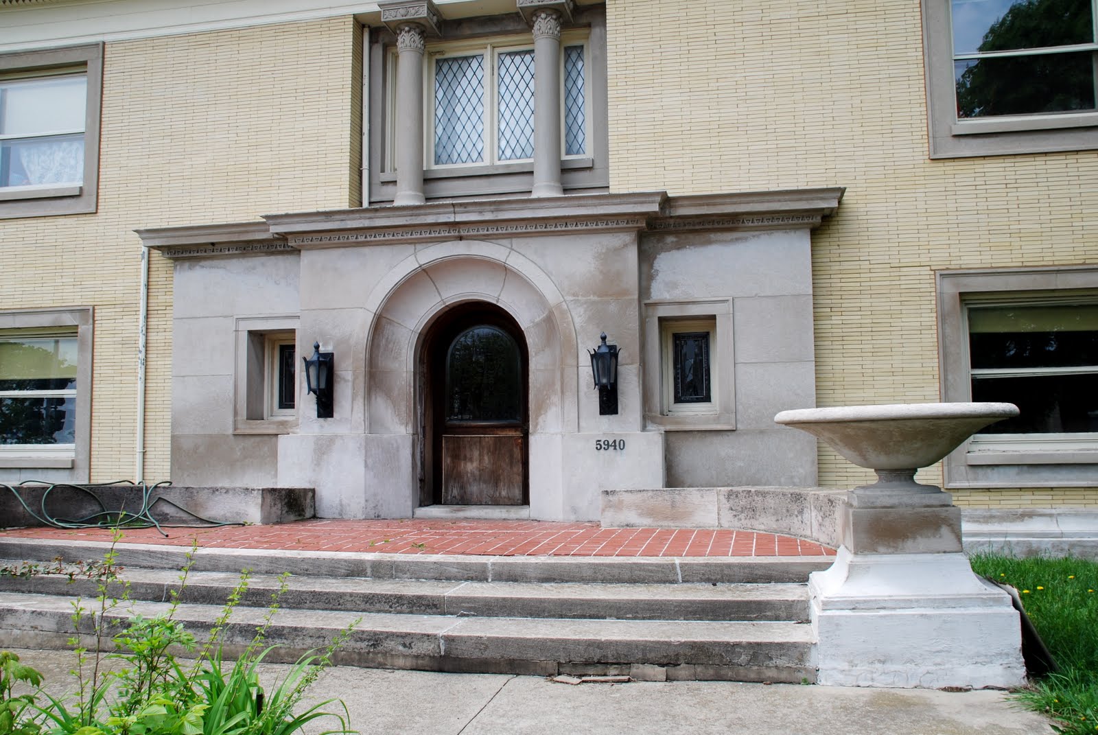 The Edwin Colvin House at 5940 North Sheridan | Connecting the Windy City