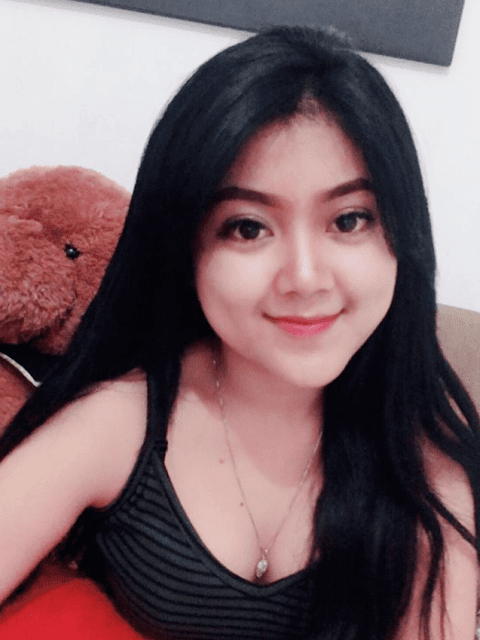 Nonton Bokep Sambil ML Dengan Mbak Dewi