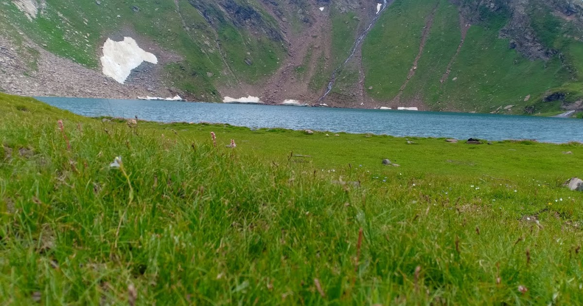 MAHEEN LAKE SUPAT VALLEY KOHISTAN | supatvalley.com | Supat Valley