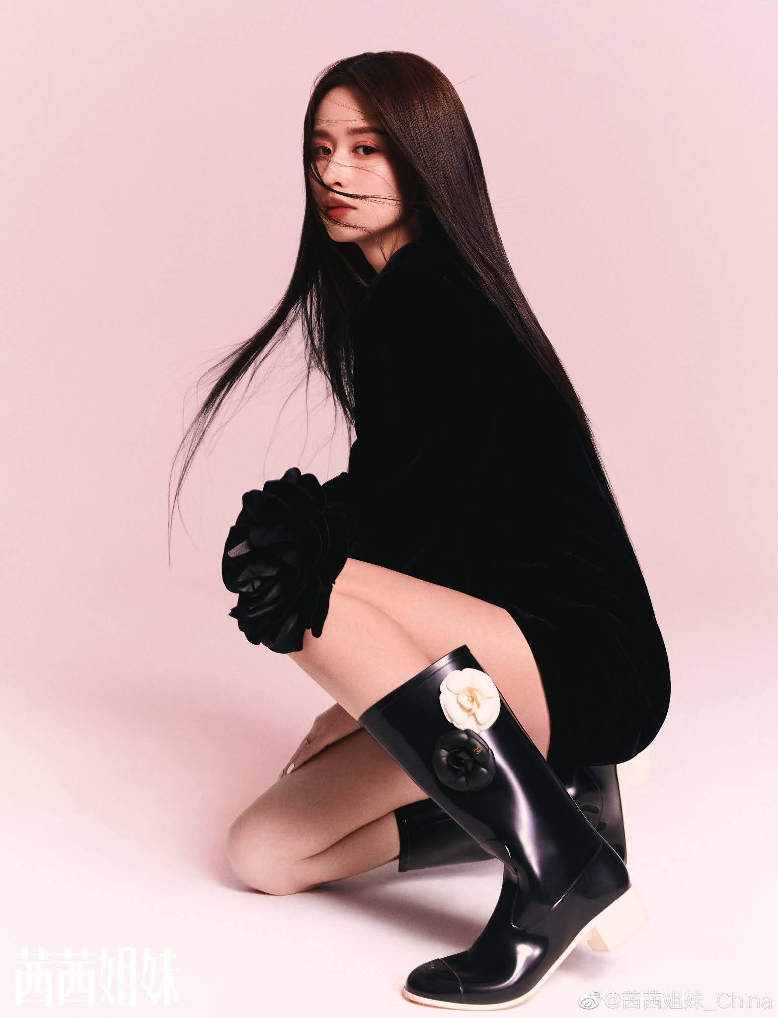 China Entertainment News: Ying Er poses for photo shoot