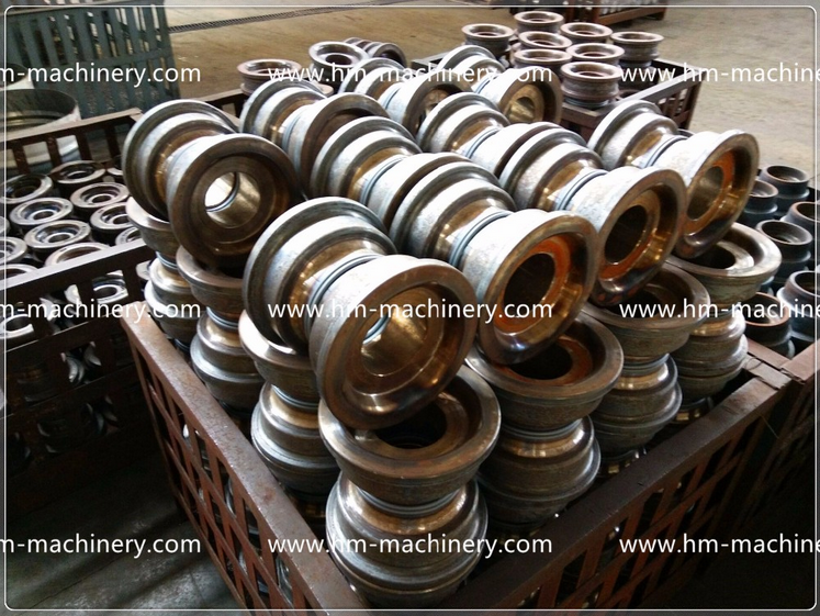 Hunan HM Machinery Co.,Ltd.: Drilling Rig BG28 Carrier Roller Upper Roll