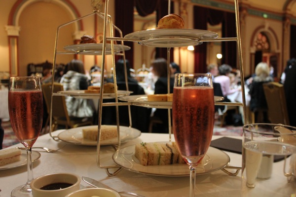 Green Gourmet Giraffe: Hotel Windsor - an elegant high tea