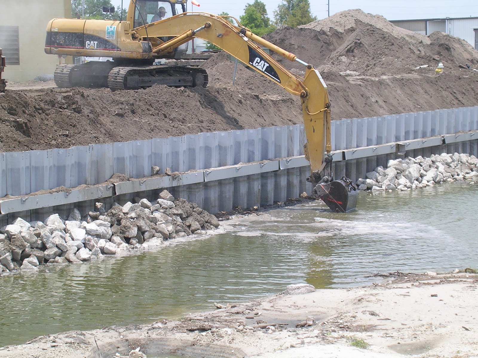 The Keyes Company : Misener Marine Embankment Stabization Project