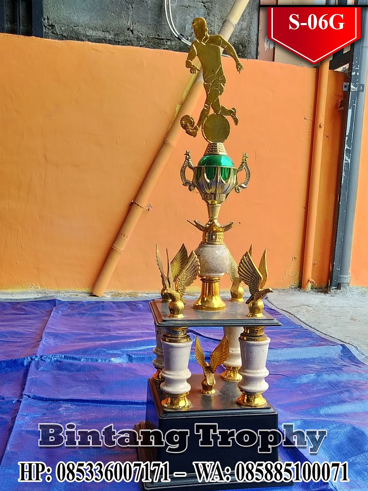 Distributor Piala Trophy Siap Kirim Jakarta, Jual Piala Trophy Untuk ...