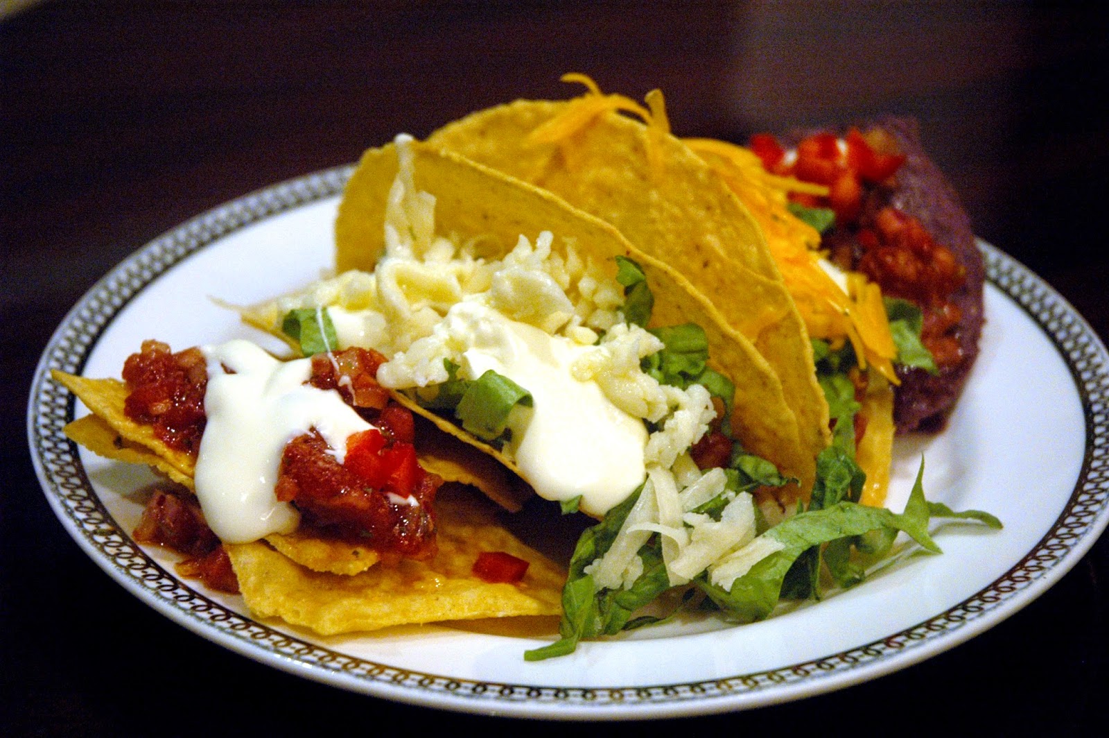DUDE FOR FOOD: Tex-Mex Fiesta Grande at the Oakroom