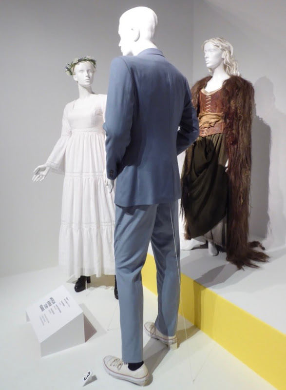 Hollywood Movie Costumes and Props: American Horror Story: Roanoke TV ...