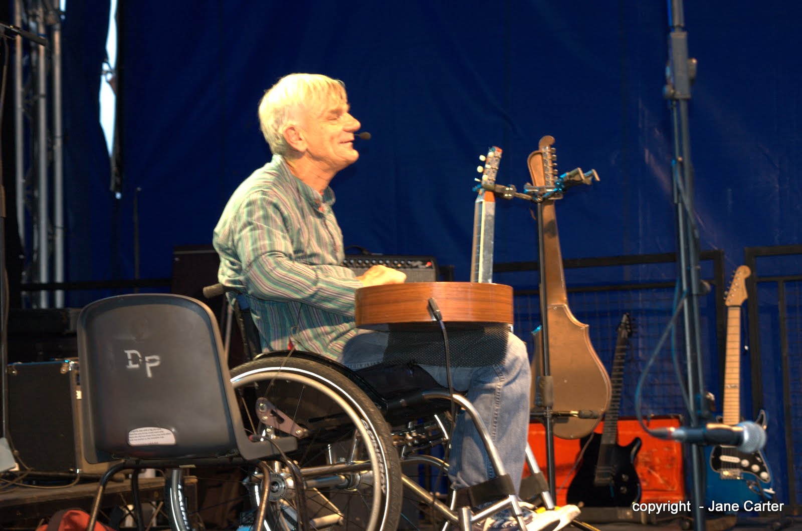DAN Community Ltd.: Slack Alice Blues Band at the Lift Off Festival