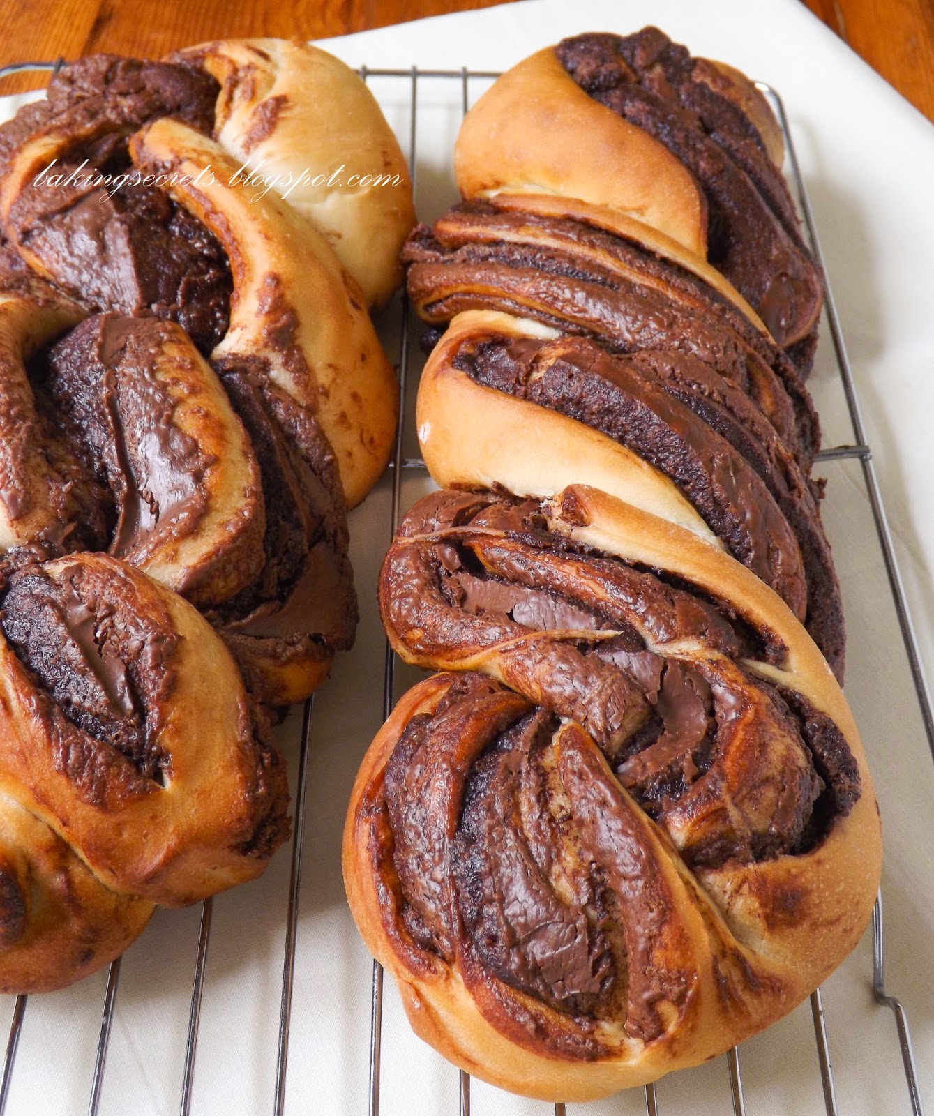 Baking Secrets: Nutella duonos pynė / Braided Nutella Bread