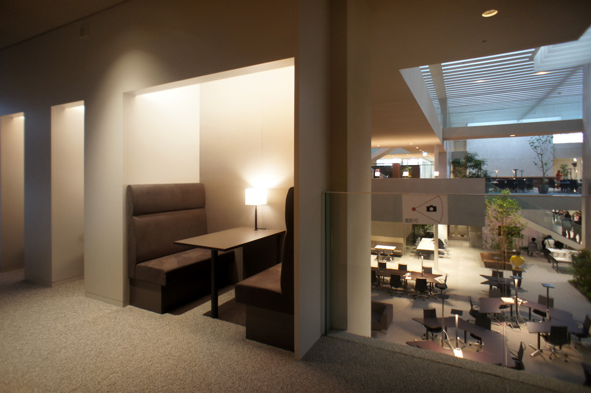 japan-architects.com: 小堀哲夫による「NICCAイノベーションセンター」