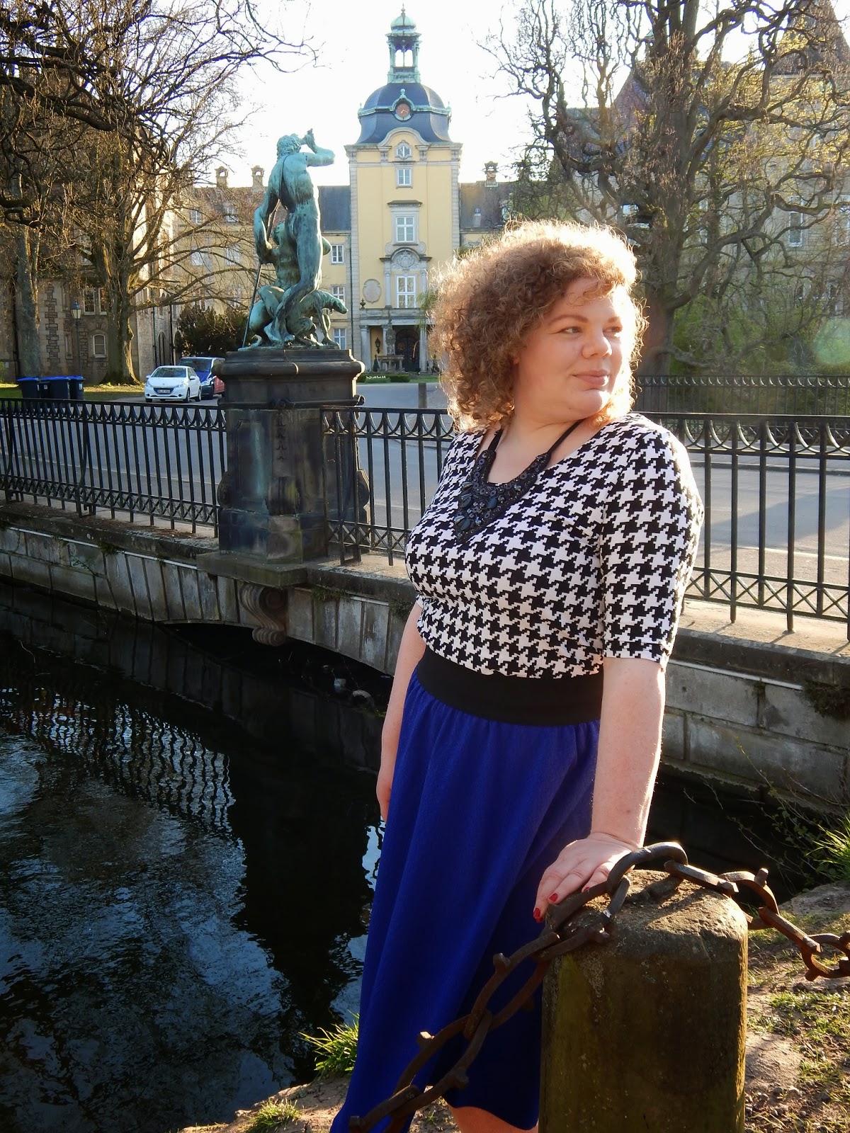 Letters from my wardrobe: German Curves - Sightseeing: Outfit Und Blick ...