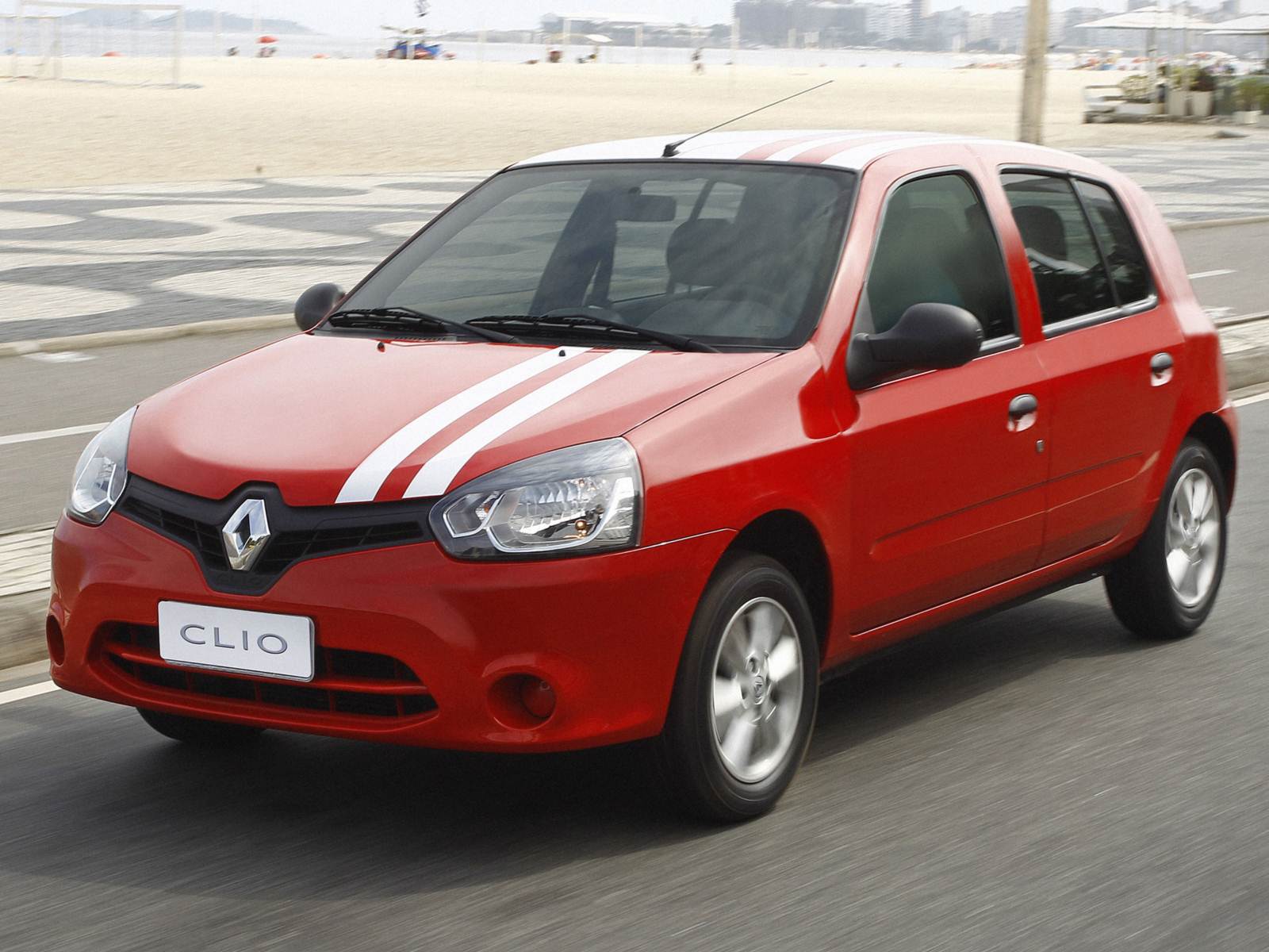 Renault Clio 2013 - preços, fotos e especificações