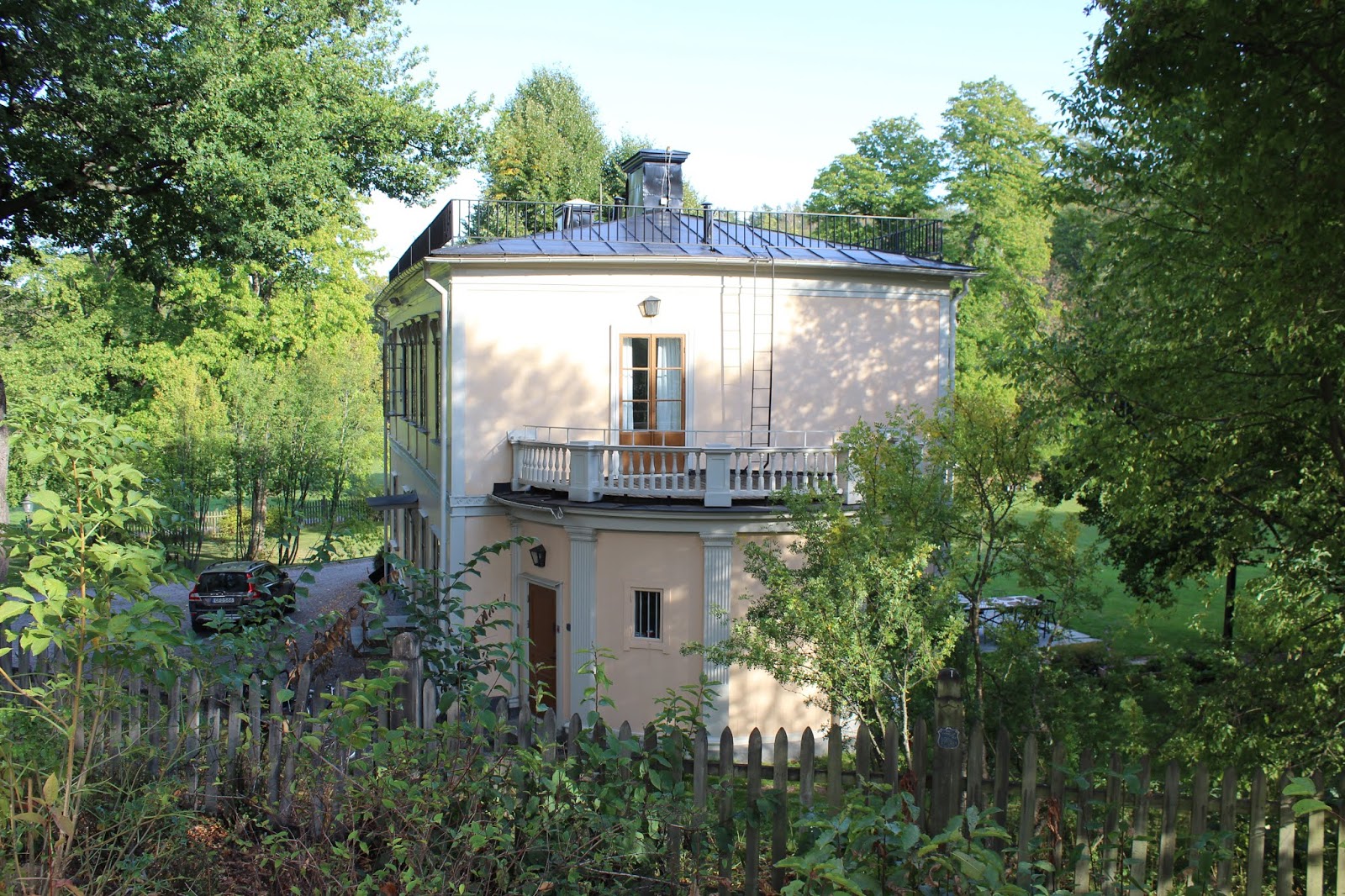 Kaponieeri: Rosendals slott