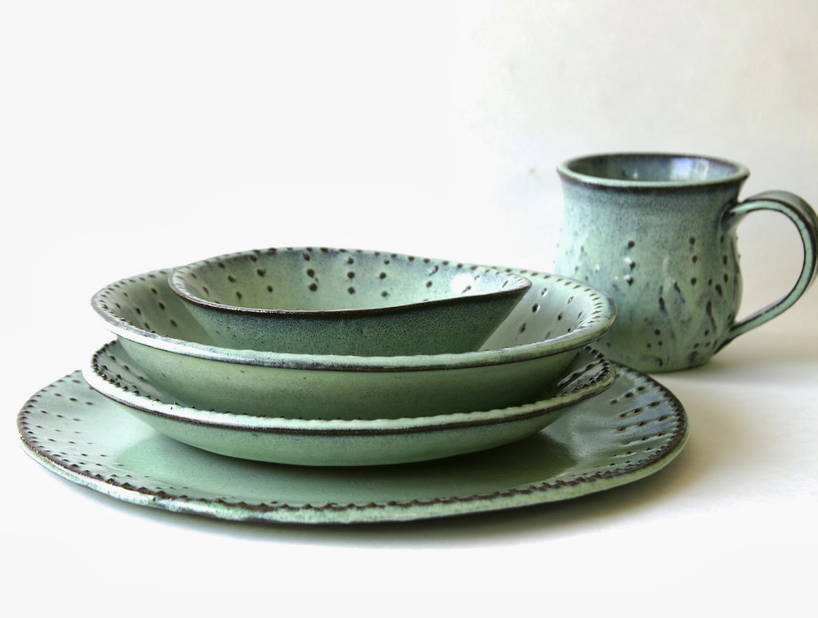 Back Bay Pottery: Take a Look Inside My Studio - Slip Trailing