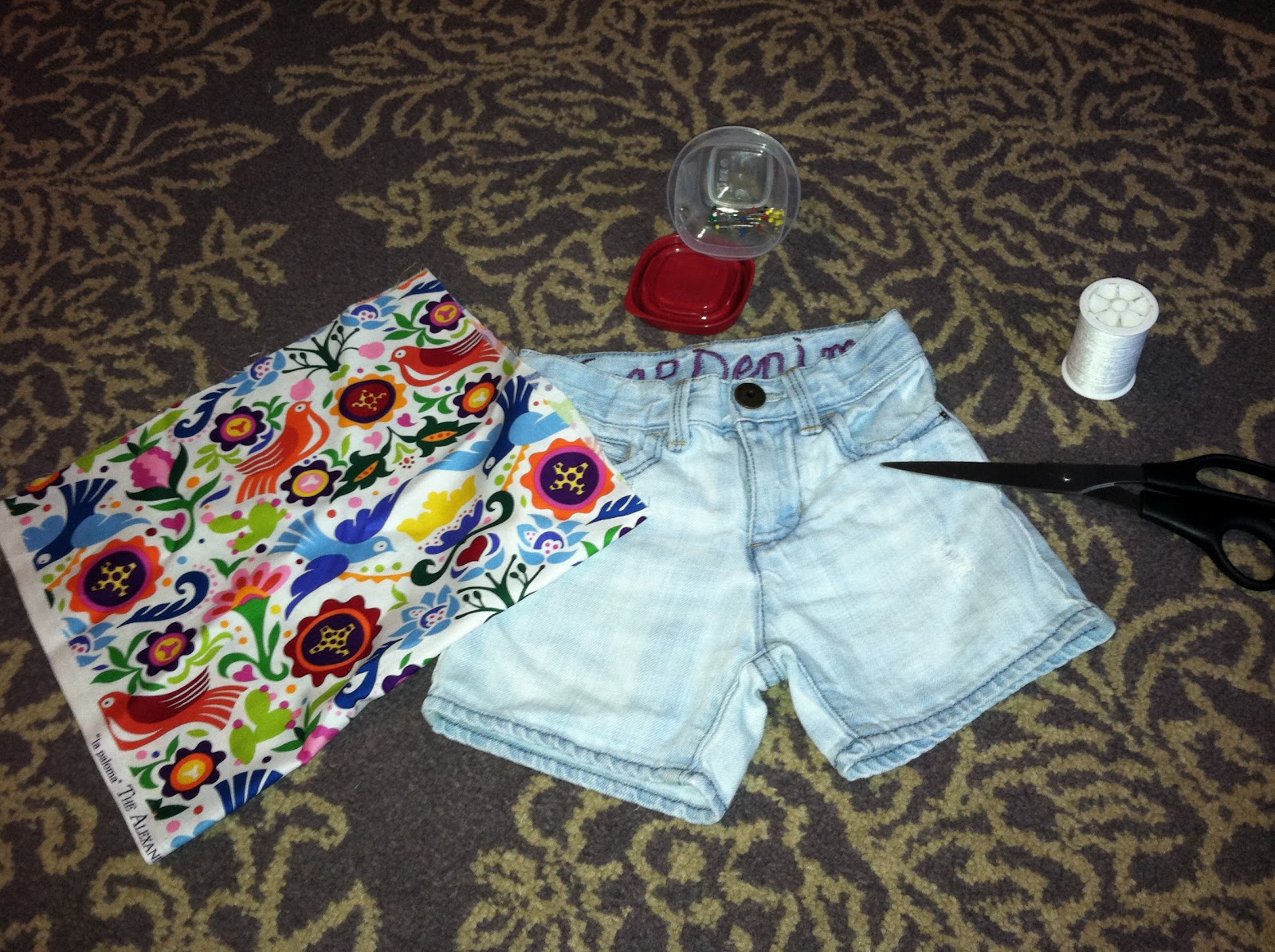 Keepin' it trendy ~ Thrifty style: DIY Mini Fabric Panel Shorts