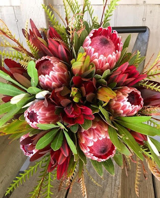 A Passion for Flowers: Design Goals: From Bouquet to Centerpiece