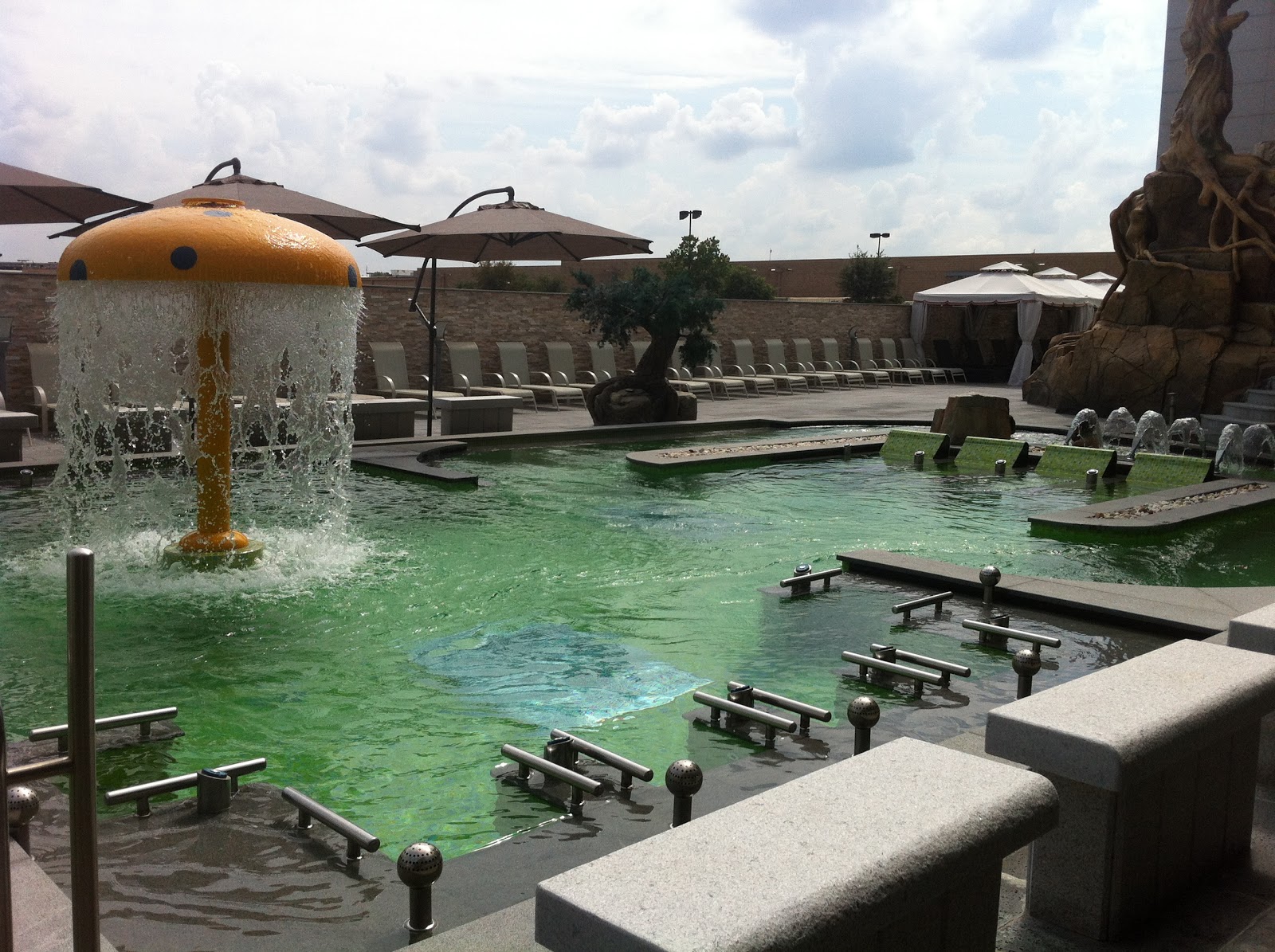 The Packards: Spa Castle!