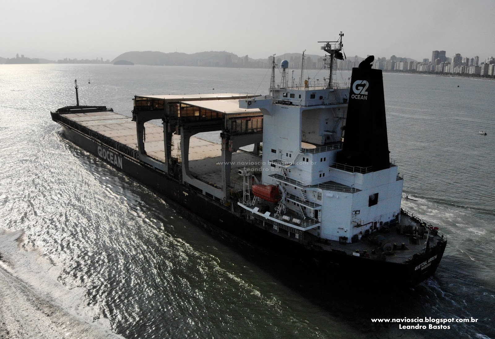 Navios de Santos & CIA: Navio QUETZAL ARROW