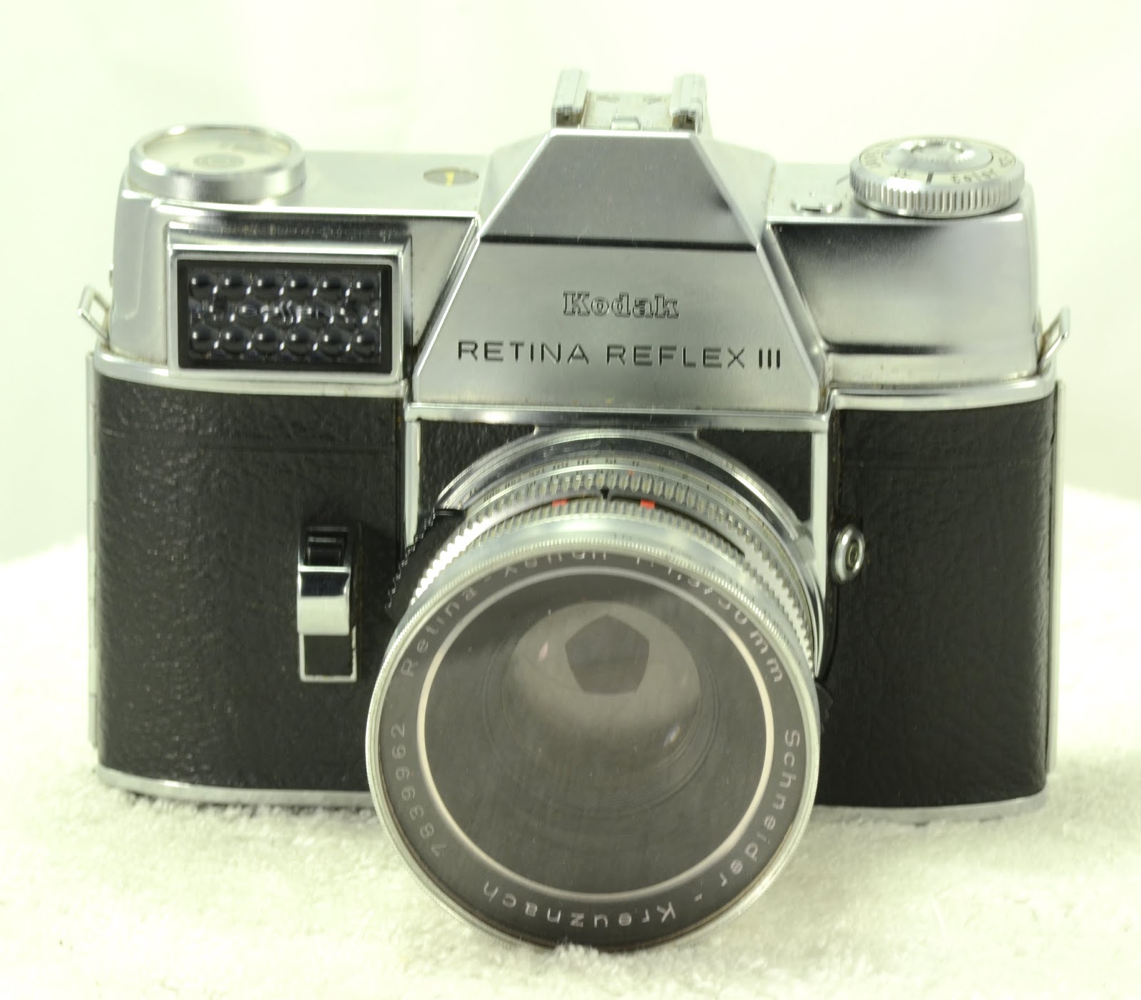 Vintage Camera House: Kodak Retina Reflex III with 1:1.9/50mm Xenon lens