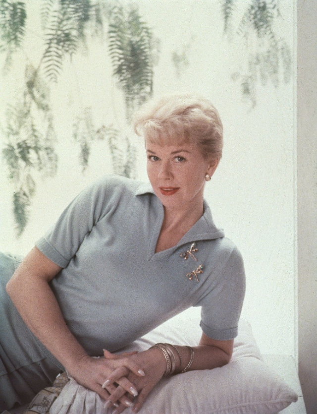 20 Fascinating Color Photos of Doris Day in the 1950s ~ Vintage Everyday