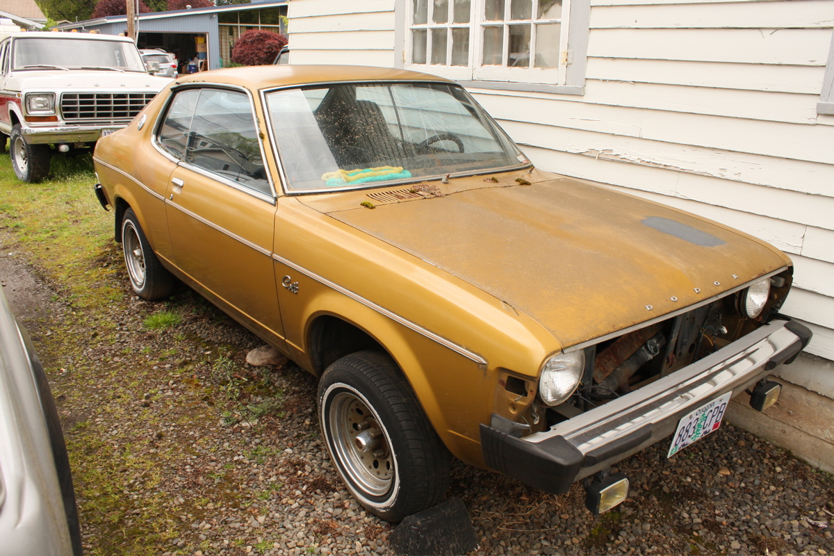 OLD PARKED CARS.: Colt Cult: 1974 Dodge Colt.