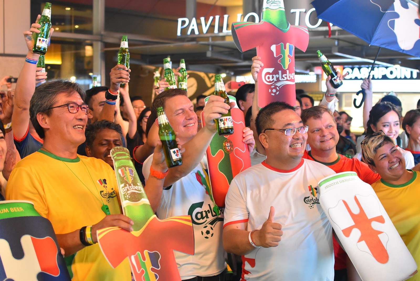 “Probably The Best Football Beer” Campaign Ever by Carlsberg! - Betty's ...