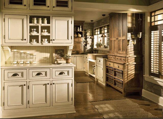 Popular Pin: Classic Kitchen Set