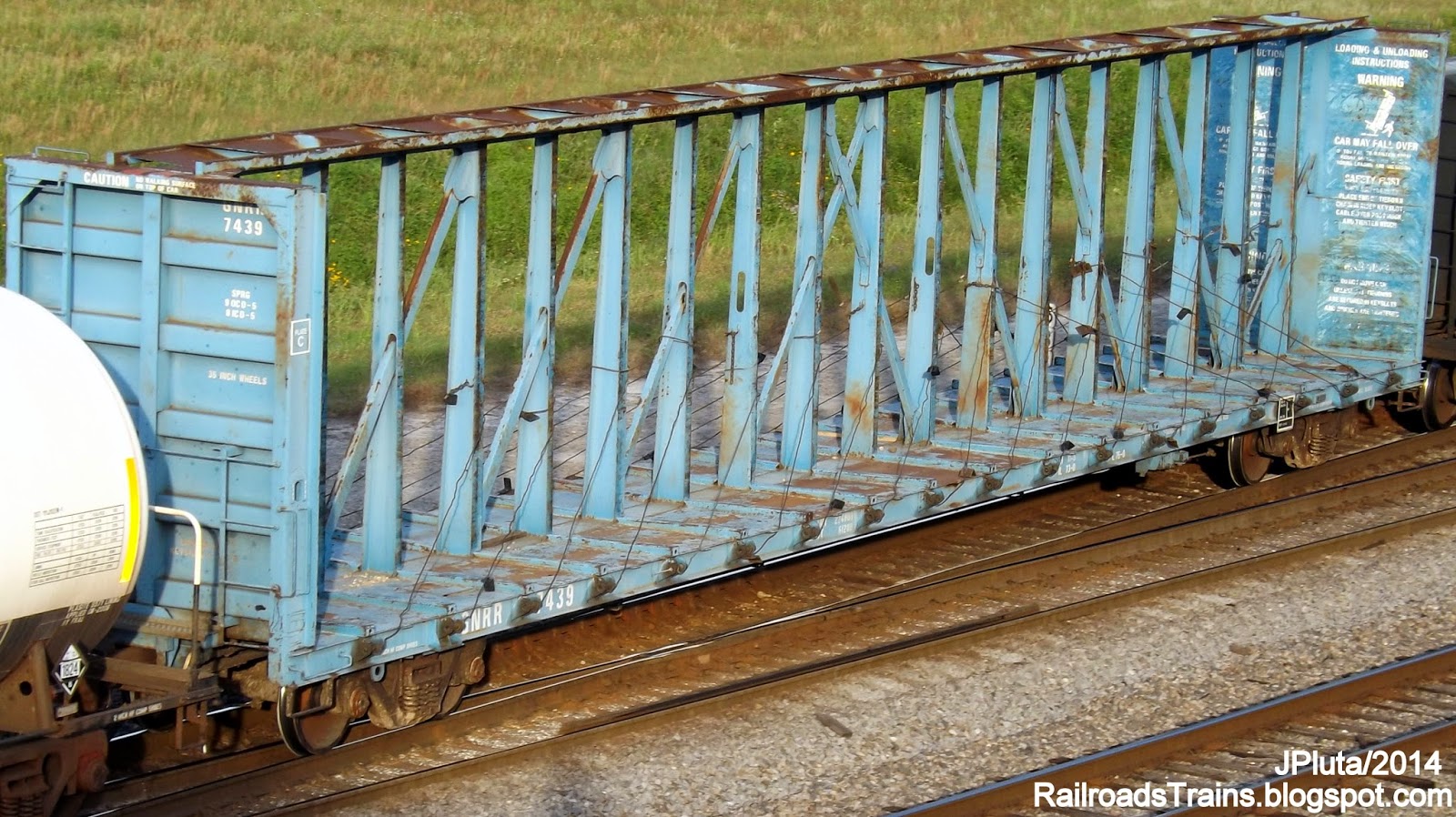 RAILROAD Freight Train Locomotive Engine EMD GE Boxcar BNSF,CSX,FEC ...