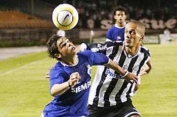 Revista Futebolista: O que é feito de… Kerlon