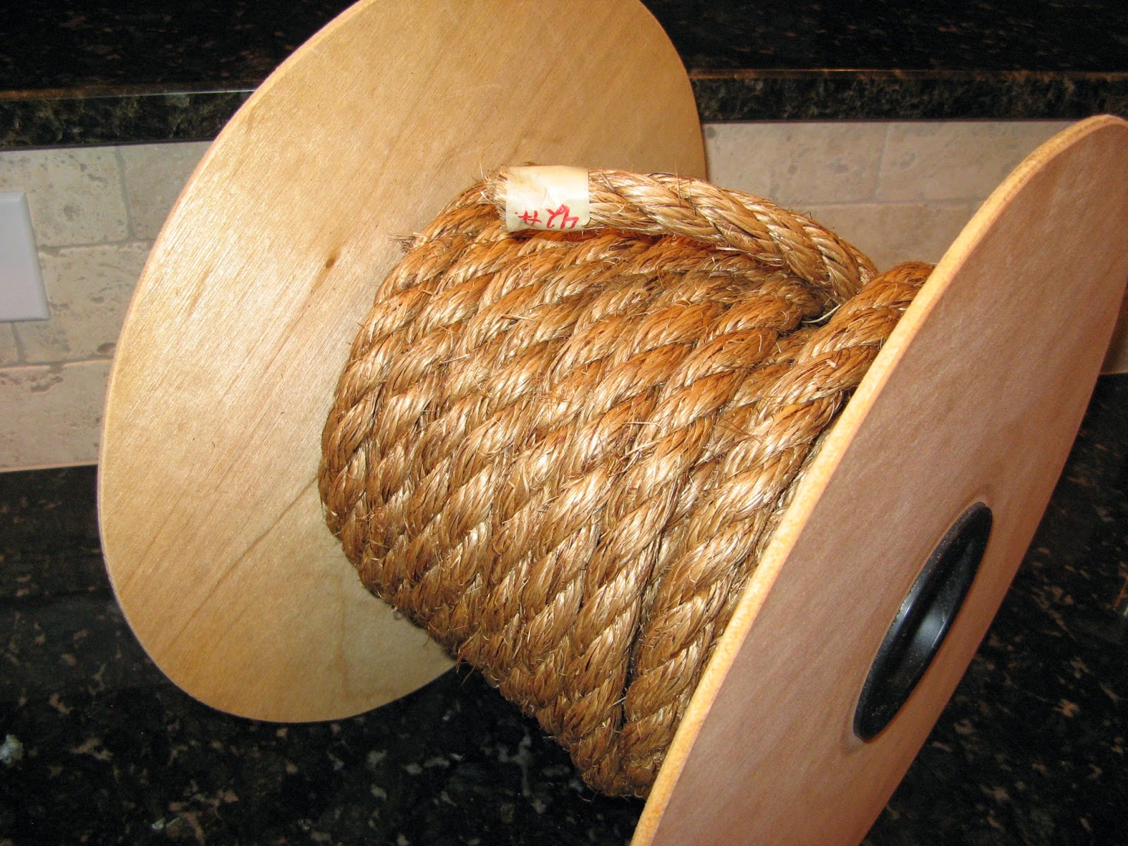 Susan Snyder: DIY SPOOL TABLE