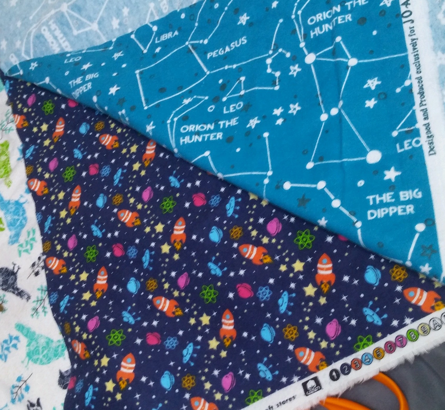 Dripping Opinions: Homesteading: Sewing like a Pioneer