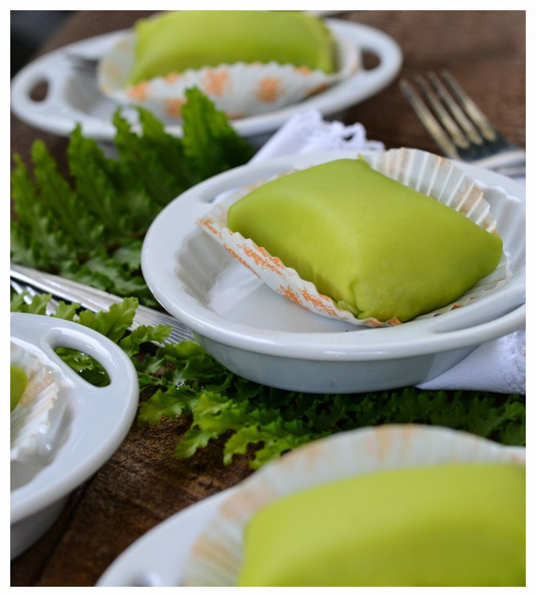 Indonesian Medan Food: Durian Pancake