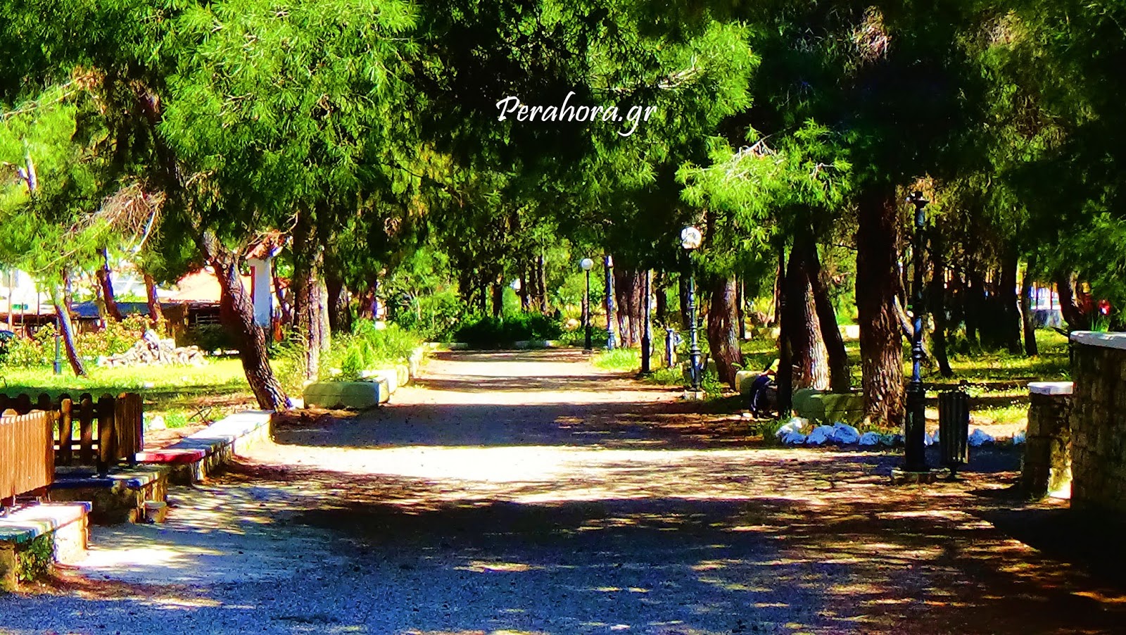 www.perahora.gr: ΛΟΥΤΡΑΚΙ : ΣΥΝΕΧΙΖΟΝΤΑΙ ΤΑ ΕΡΓΑ ΣΤΟ ΠΑΡΚΟ ΔΕΞΑΜΕΝΗΣ ...